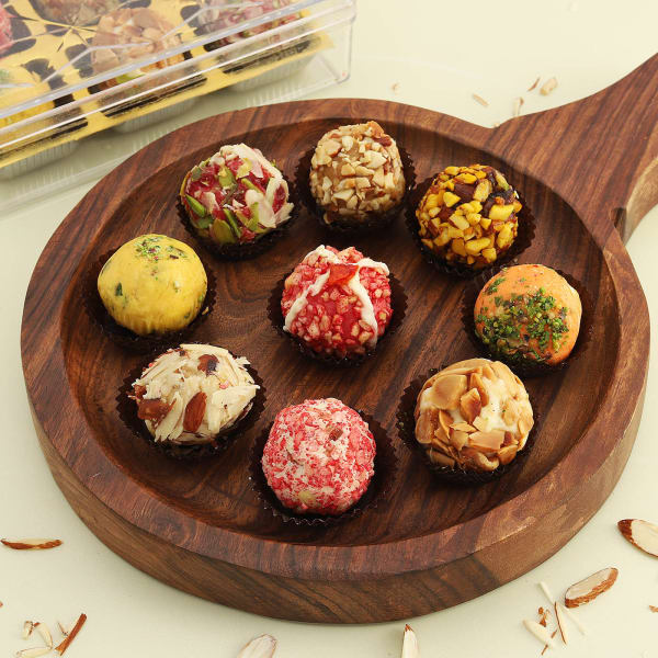 Buy/Send Assorted Premium Sweets Online | IGP | JVS1197811