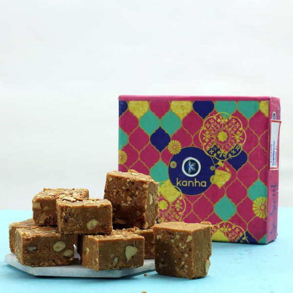 Chana Badam Barfi with Gulal in Jars & Silver plated Container: Gift ...