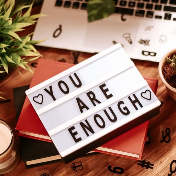 Buy/Send Cinematic Light Box Rectangle 6 Inch Single Piece Online | IGP ...