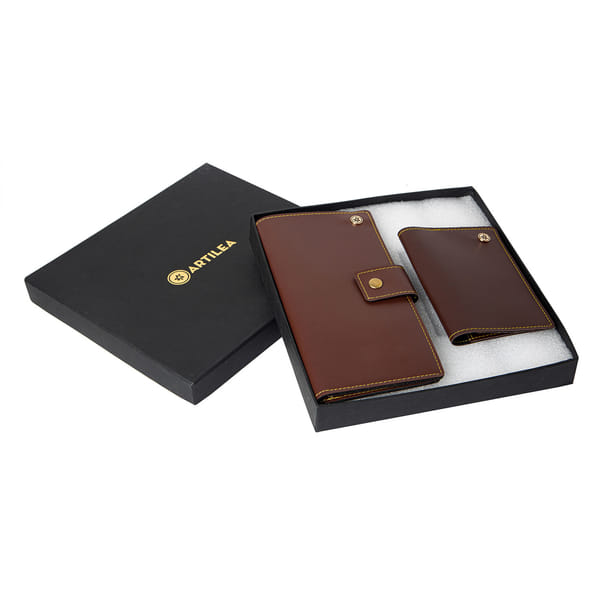Buy/Send Classic Vegan Leather Travel Essentials Gift Set Online | IGP ...