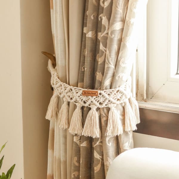 Buy/Send Curtain Binds Tasselled Online | IGP | JVS1259401