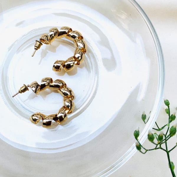 Buy/Send Earrings Hoops Spiral Gold Juju Joy Online | IGP | JVS1218268