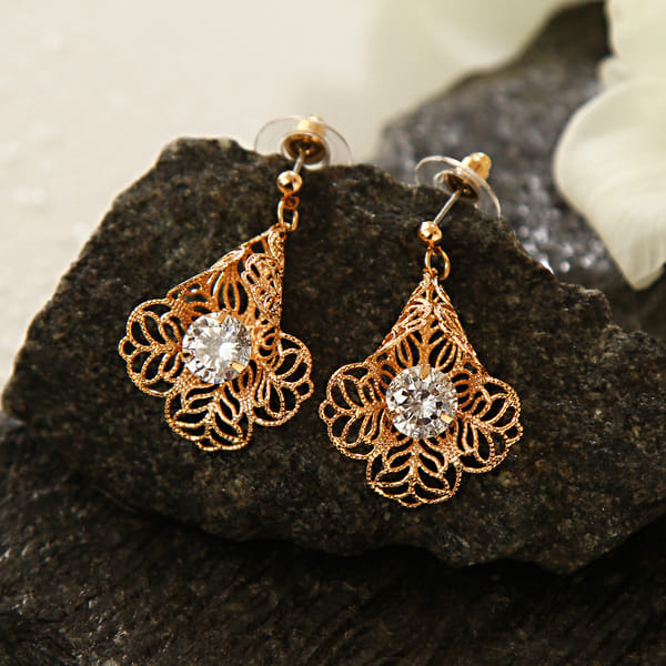 Fine Jali Work Gold Plated Necklace Set with CZ stones: Gift/Send ...