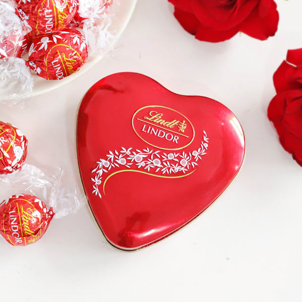 Lindt Lindor Heart Tin Gift Pack 62.5g: Gift/Send Addons Gifts Online ...