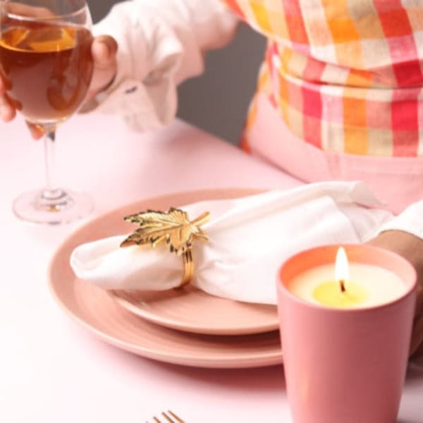 Buy/Send Napkin Rings Set - Maple Leaf - Gold Online | IGP | JVS1218128