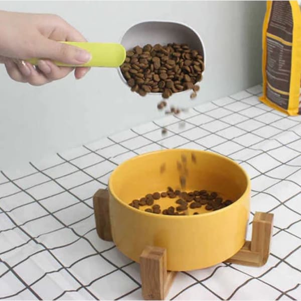 Buy/Send Pet Food Spoon Single Piece Online | IGP | JVS1218923