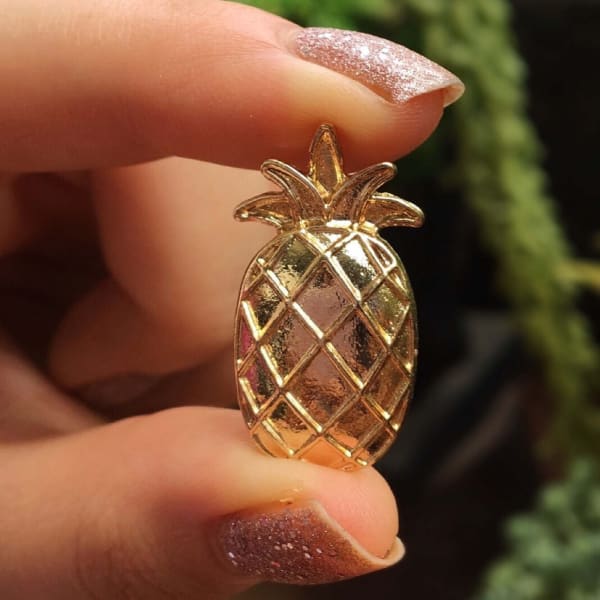 Buy/Send Pin Pineapple Online | IGP | JVS1267479