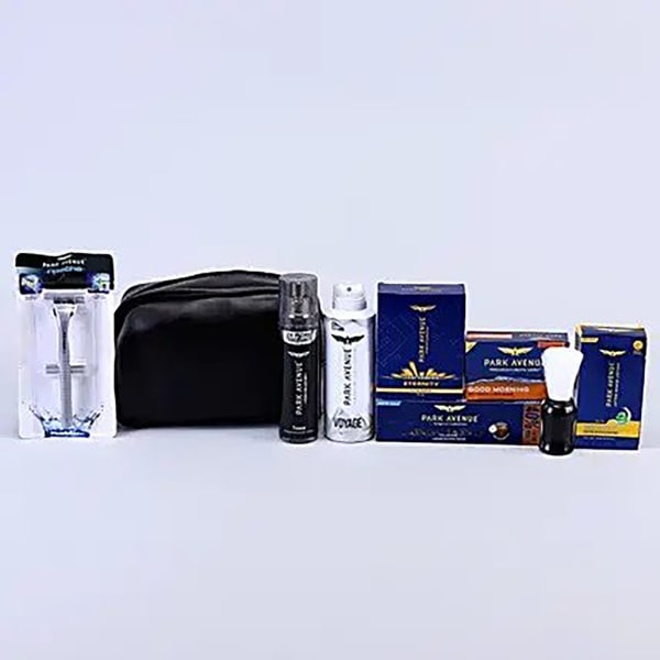 Premium Travel Kit with Pouch for Men: Gift/Send Fashion Gifts Online ...
