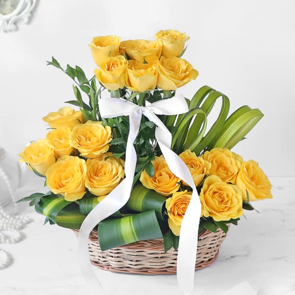 Order Radiant Yellow Rose Arrangement Online at Best Price, Free ...