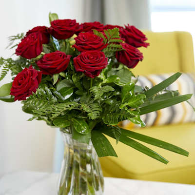 Buy/Send 12 Roses Online | IGP | ID1384405