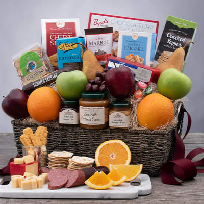 Buy/Send Bountiful Harvest - Fruit Gift Basket Online | IGP | IP1118449