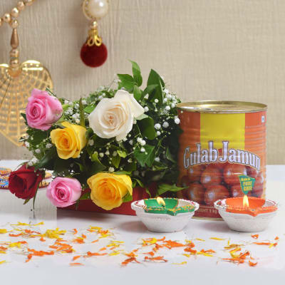 Bunch of 6 Mix Roses With Gulab Jamun 1 Kg & Two Earthen Diyas: Gift ...