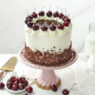 Buy/Send Classic Black Forest Cake Eggless (2 Kg) Online | IGP | JVS1272064