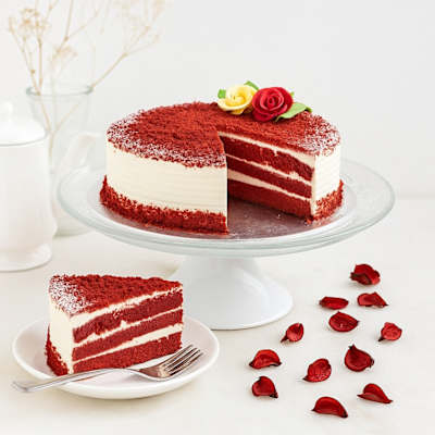 Buy/Send Decadent Red Velvet Delight Cheesecake (Half Kg) Online | IGP ...