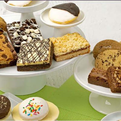 Deluxe Bakery Box: Gift/Send USA Gifts Online JVS1189507 |IGP.com