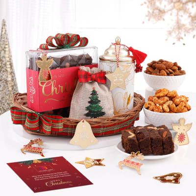 Buy/Send Festive Fusion Christmas Goodies Basket Online | IGP | JVS1271553