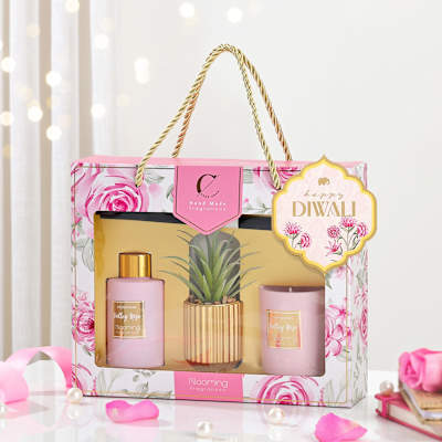 Buy/Send Fragrant Festivity Diwali Gift Hamper Online | IGP | JVS1427131