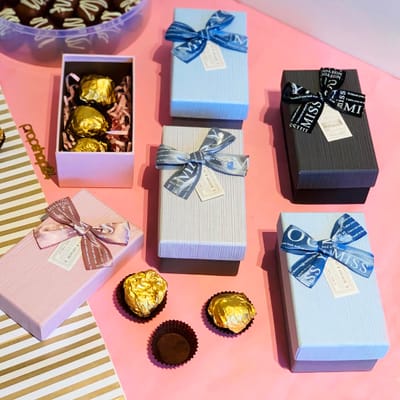 Buy/Send Gift Box With A Bow - Set Of 2 Online | IGP | JVS1250017