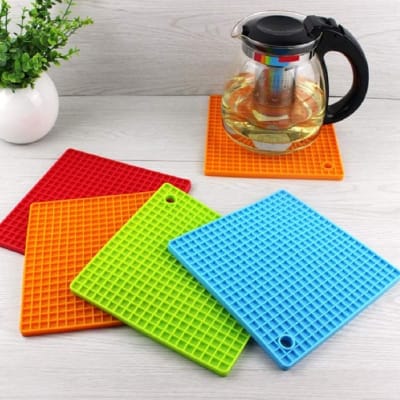 Buy/Send Hot Mat - Solid Colors - Set Of 2 Online | IGP | JVS1216153