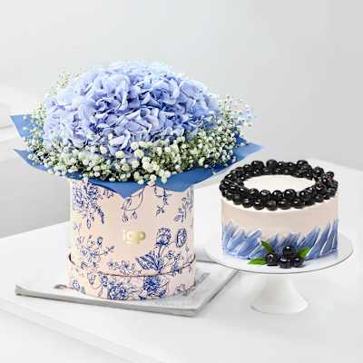 Buy/Send Hydrangea Bliss And Berry Treat Online | IGP | JVS1420857