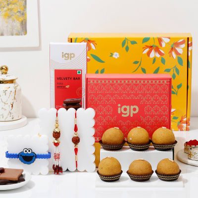 Buy/Send IGP Family Rakhi Celebration Hamper Online | IGP | JVS1287083