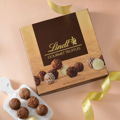 Buy/Send Lindt Gourmet Truffles Gift Box Online | IGP | JVS1201840