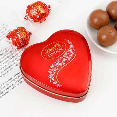 Lindt Lindor Chocolate Heart Tin Box: Gift/Send Addons Gifts Online ...