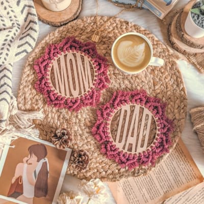 Buy/Send Mug Rugs Mom And Dad Set Of 2 Online | IGP | JVS1259325
