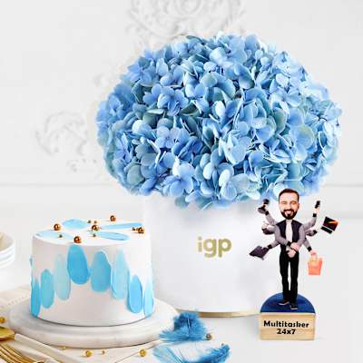 Buy/Send Personalized Multitasker Gift Hamper For Him Online | IGP ...