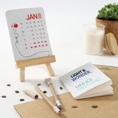 Buy/Send Plantable Calendar with Mini Notebook Online | IGP | JVS1204812