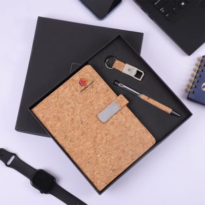 Professional Panache Personalized Work Essentials Gift Set: Gift/Send ...