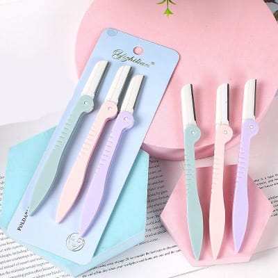 Buy/Send Razor Eyebrow And Face Shaving Single Piece Online | IGP ...