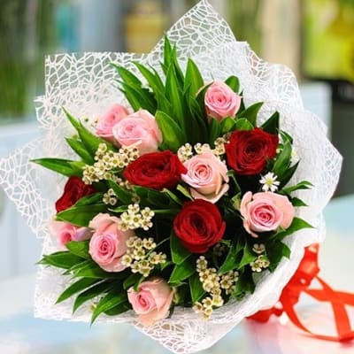 Buy/Send Red and Pink Roses Bouquet Online | IGP | ID1384411