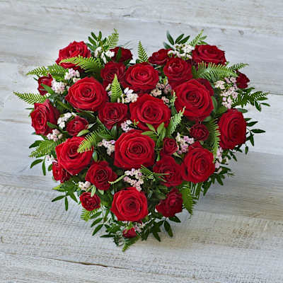 Buy/Send Red Rose Heart Online | IGP | ID1352702