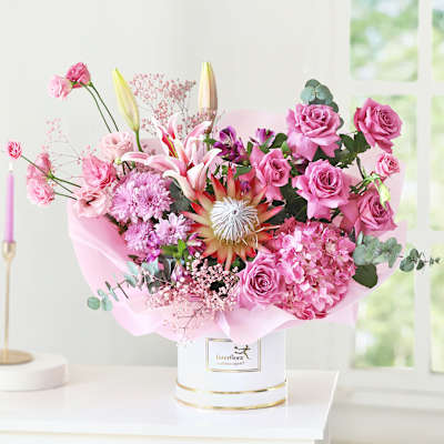 Buy/Send Regal Blossom Online | IGP | JVS1389731