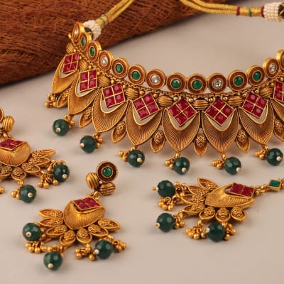 Buy/Send Royal Antique Gold Necklace Set Online | IGP | J11150933