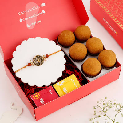 Buy/Send Rudraraksh And Ganesha Rakhi Gift Box Gold by IGP Box Online ...