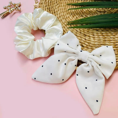 Buy/Send Scrunchies Bow Set White Set of 2 Online | IGP | JVS1235249