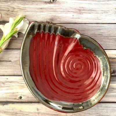 Buy/Send Serving Plate Shell Single Piece Online | IGP | JVS1218887