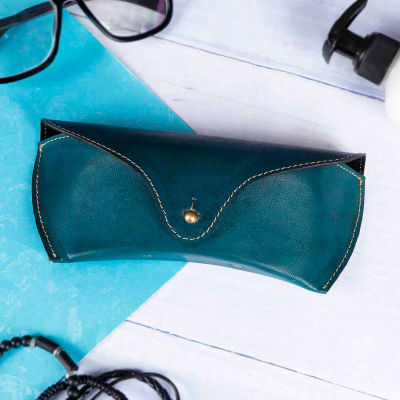 Buy/Send Suave Leather Spectacles Case Online | IGP | J11140289