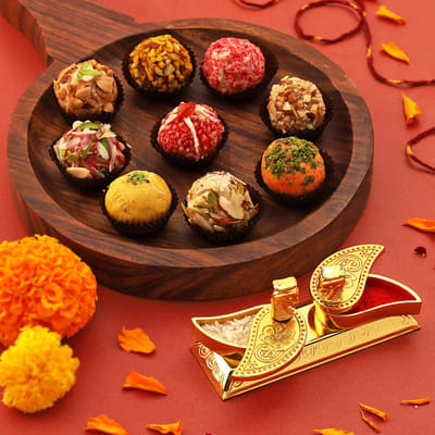 Buy/Send Sweet Celebrations Bhai Dooj Gift Hamper Online | IGP | JVS1189900