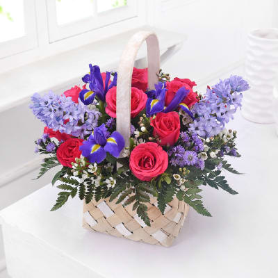 Order Sweet Spring Country Garden Basket Online at Best Price, Free ...
