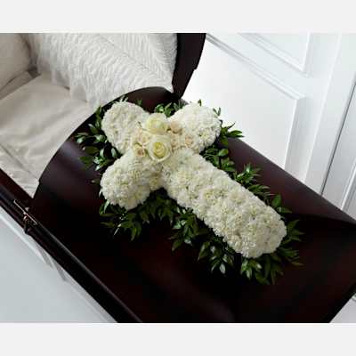 Buy/Send The FTD Peaceful Memories Casket Spray Online | IGP | ID1348918
