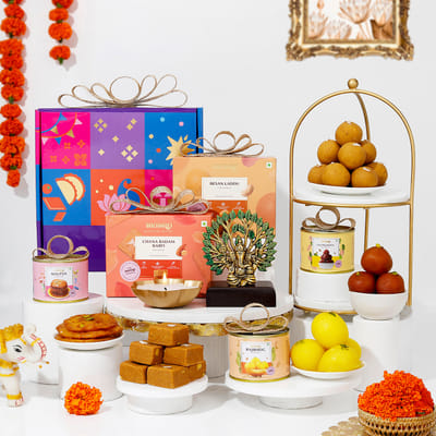 Buy/Send Traditional Diwali Sweets Hamper Online | IGP | JVS1334493