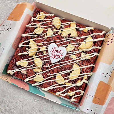 Buy/Send Valentine's Day Red Velvet Cookie Slab Online | IGP | JVS1399297
