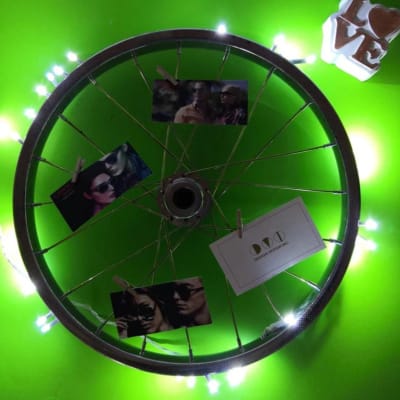 Buy/Send Wheel Lamp Photo Frame Online | IGP | JVS1253272